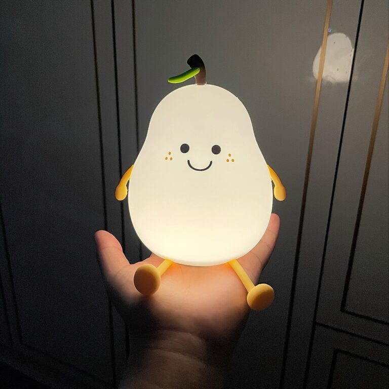 Pear Night Light Cute Pear Lamp Lumina™ - Kawaii Peach